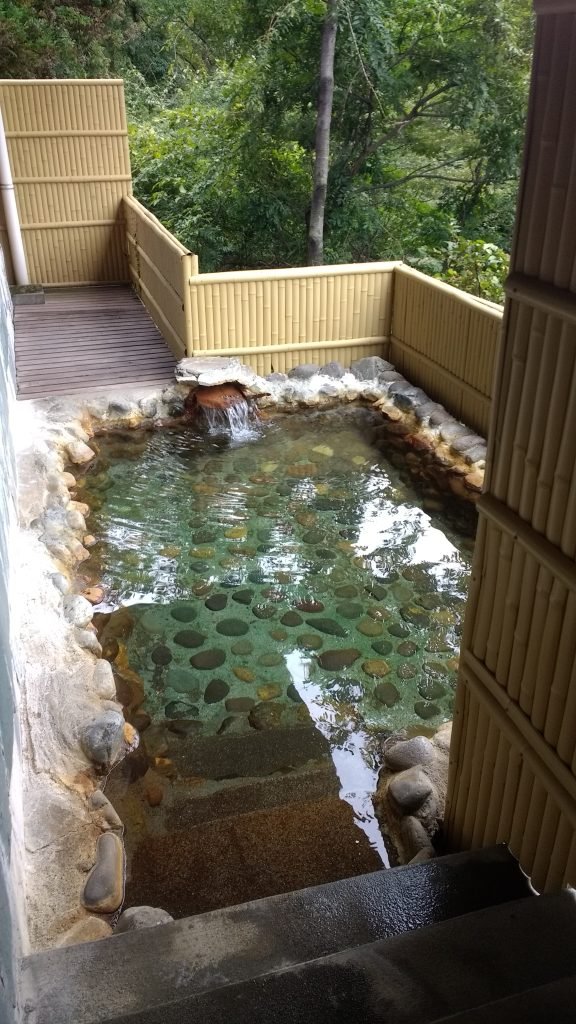 Descubriendo el rotemburo (露天風呂) | Japón Explora